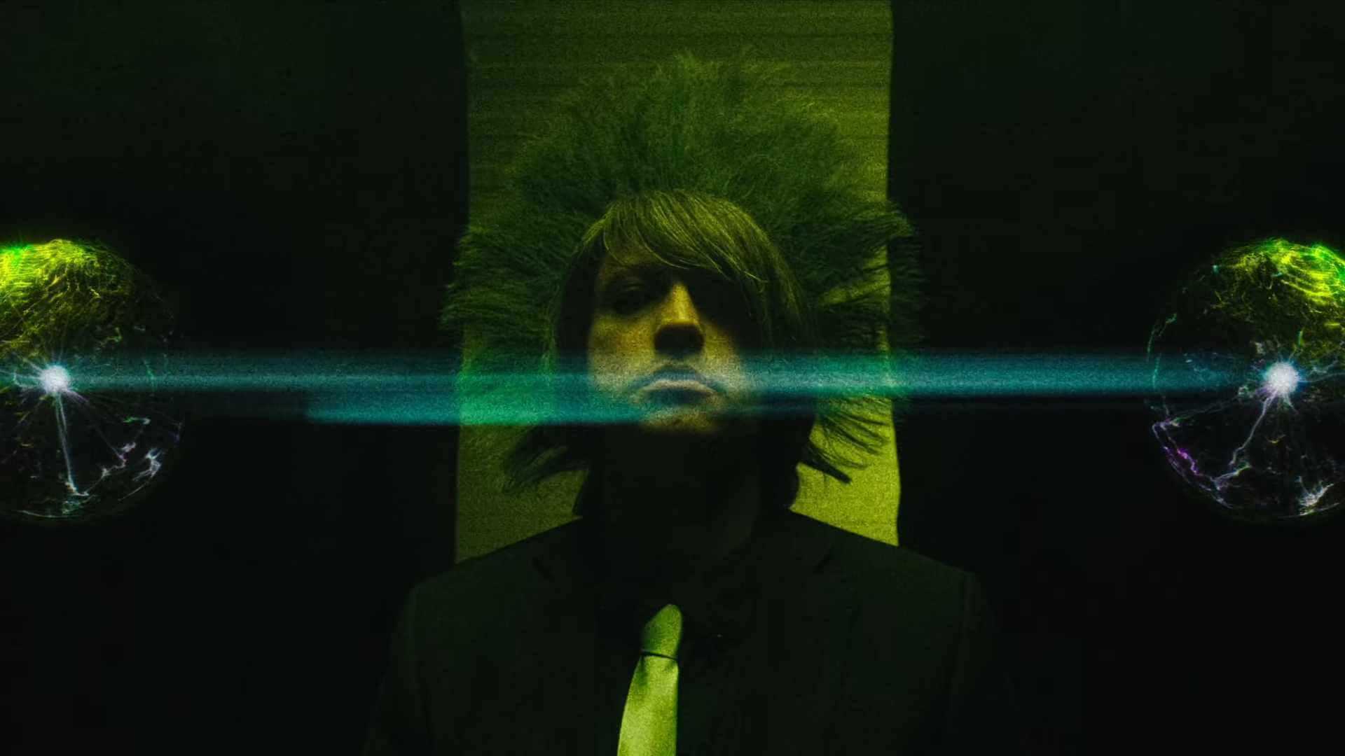 Alienare - Green Light (Music video) • Electrozombies