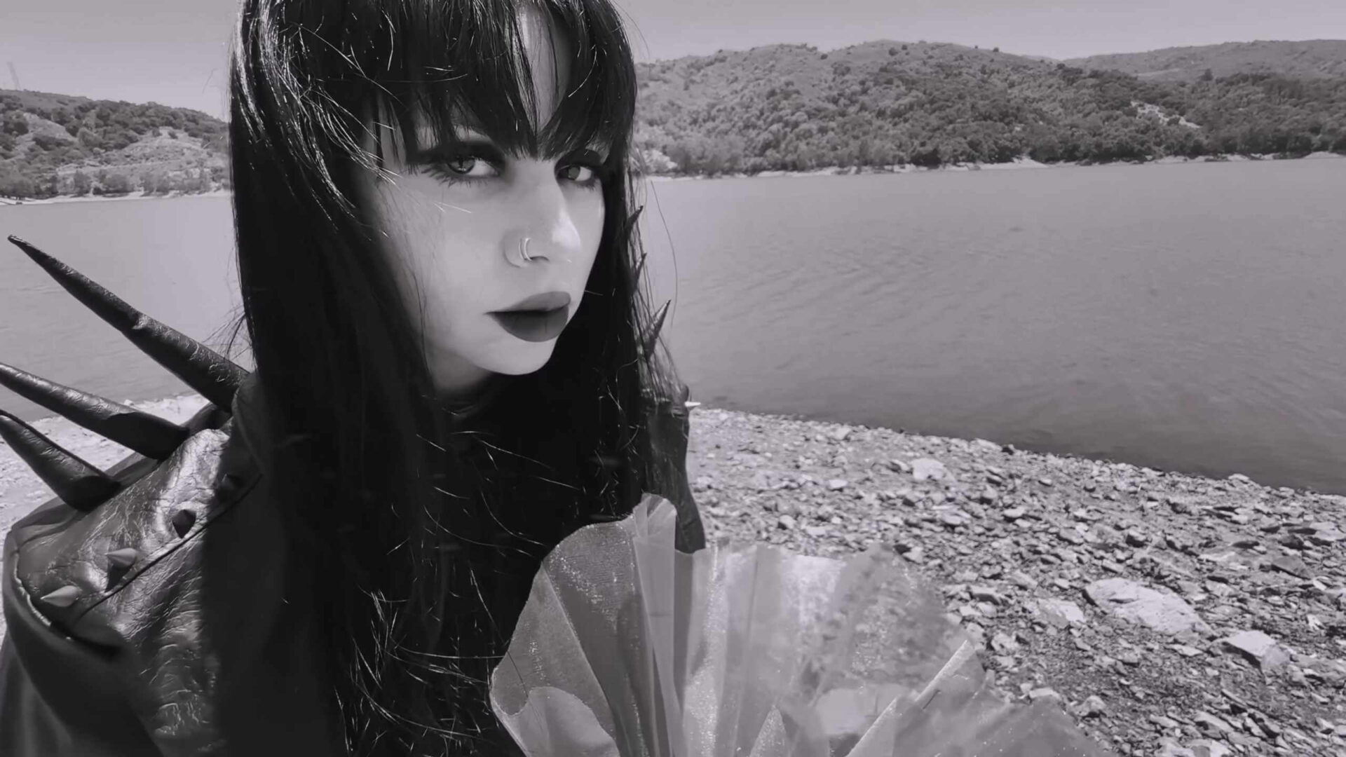 Ghostbells - Ghosts (Music video) • Electrozombies