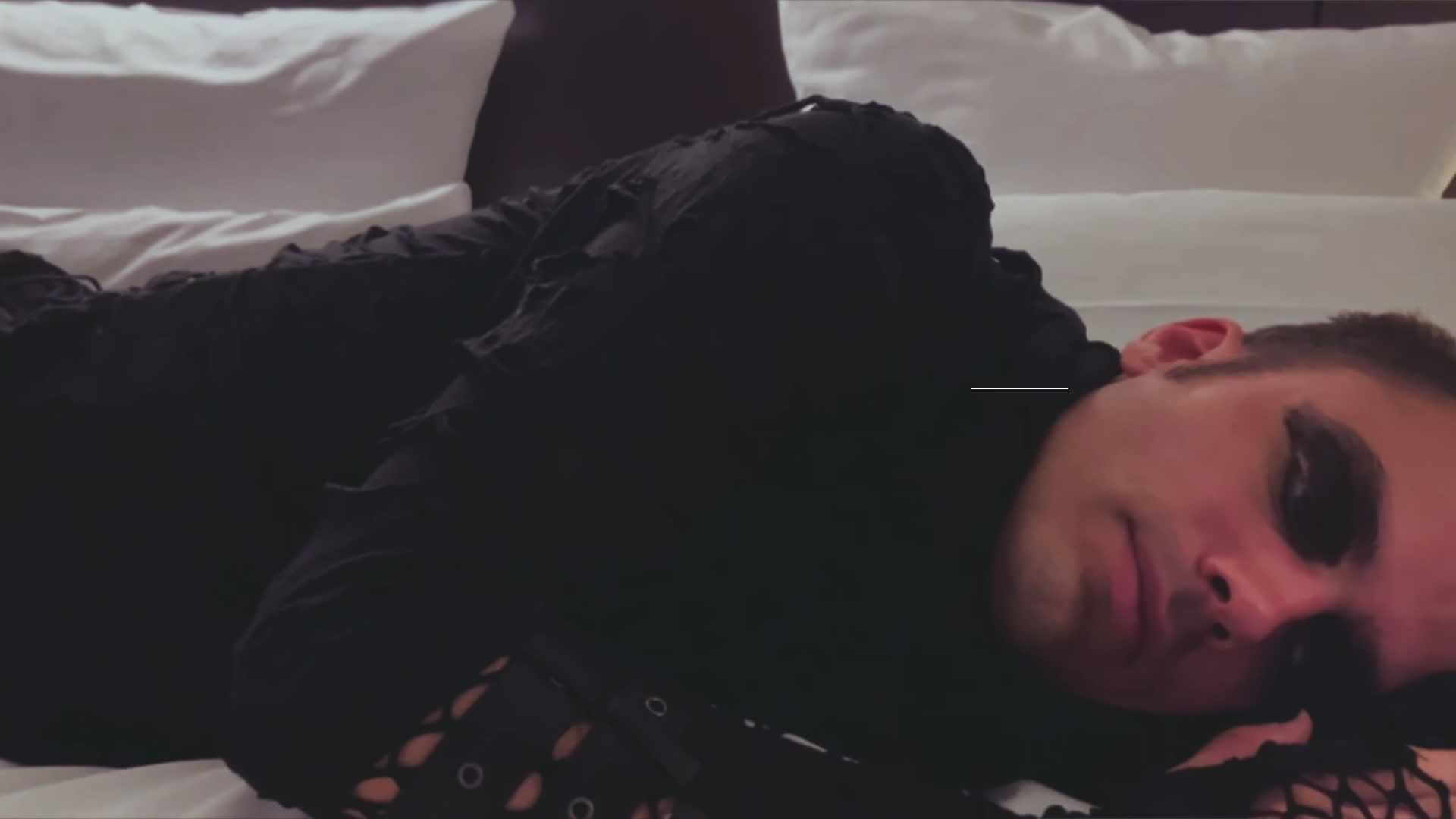 Meersein - Stripped (Depeche Mode Cover) (Music video) • Electrozombies