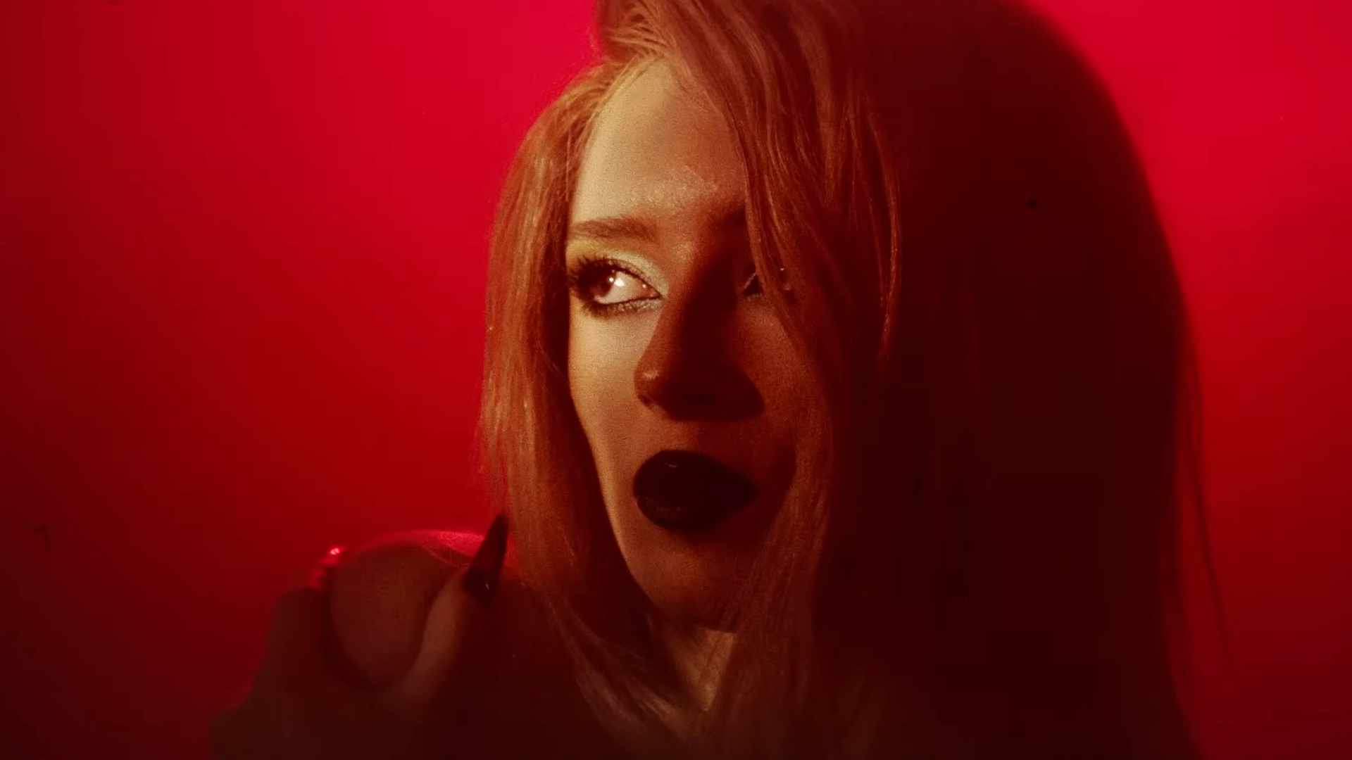 Raven Numan - Overwhelming (Music video) • Electrozombies