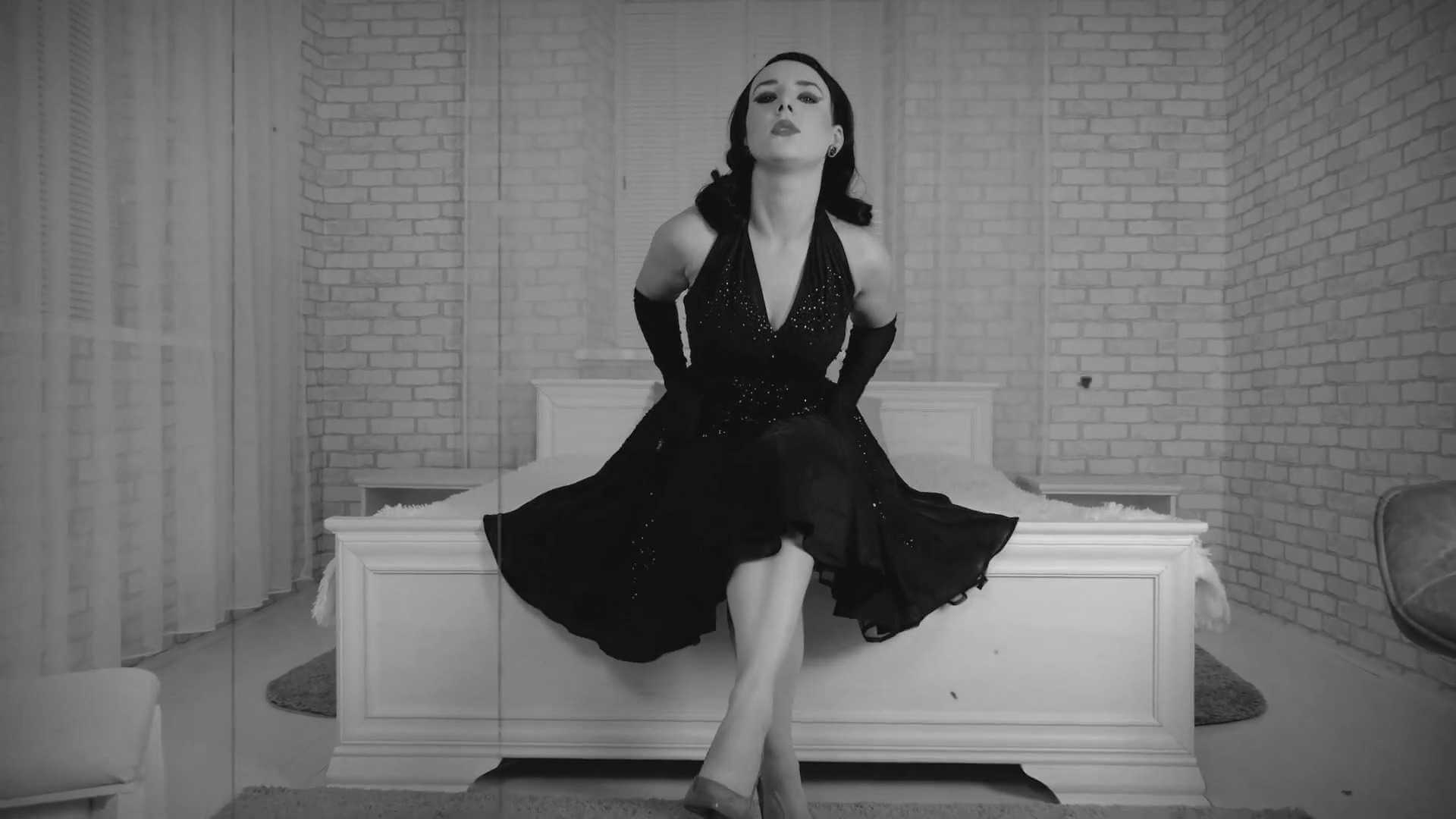 The Ghost Cabaret - The Ghost Ballet (Music video) • Electrozombies